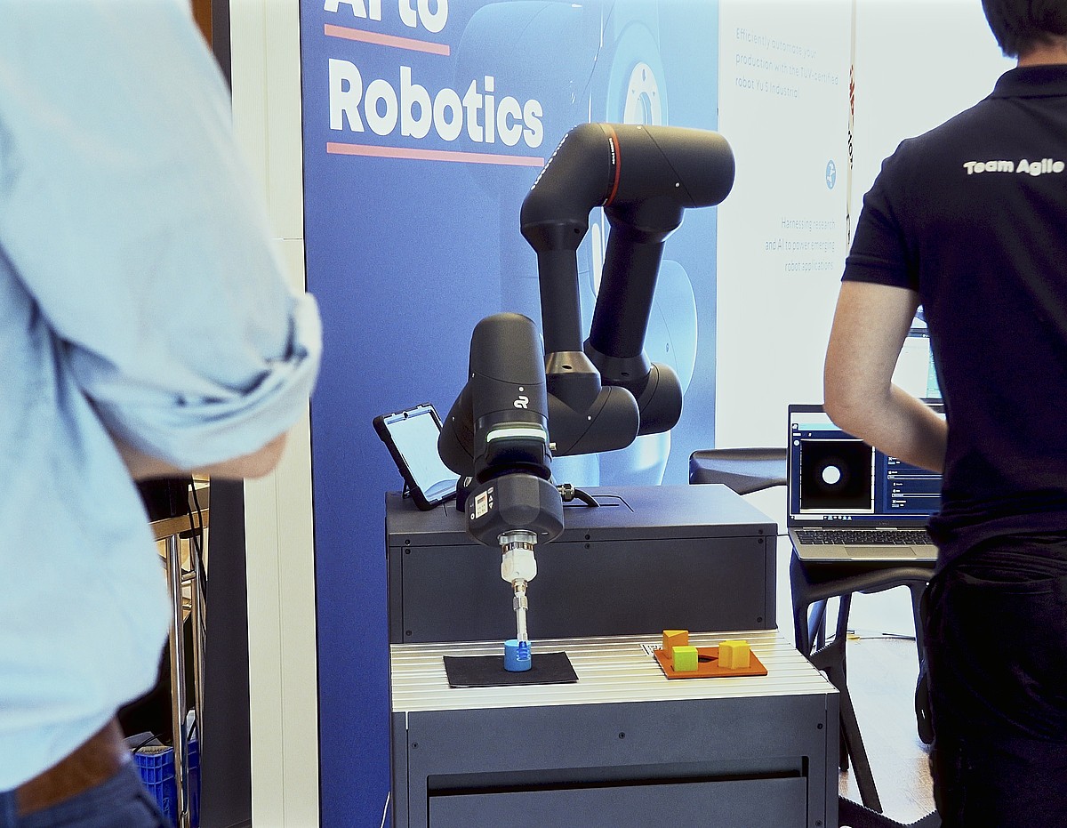 Agile Robots and Franka Robotics team up at Cobots4You | Agile Robots SE