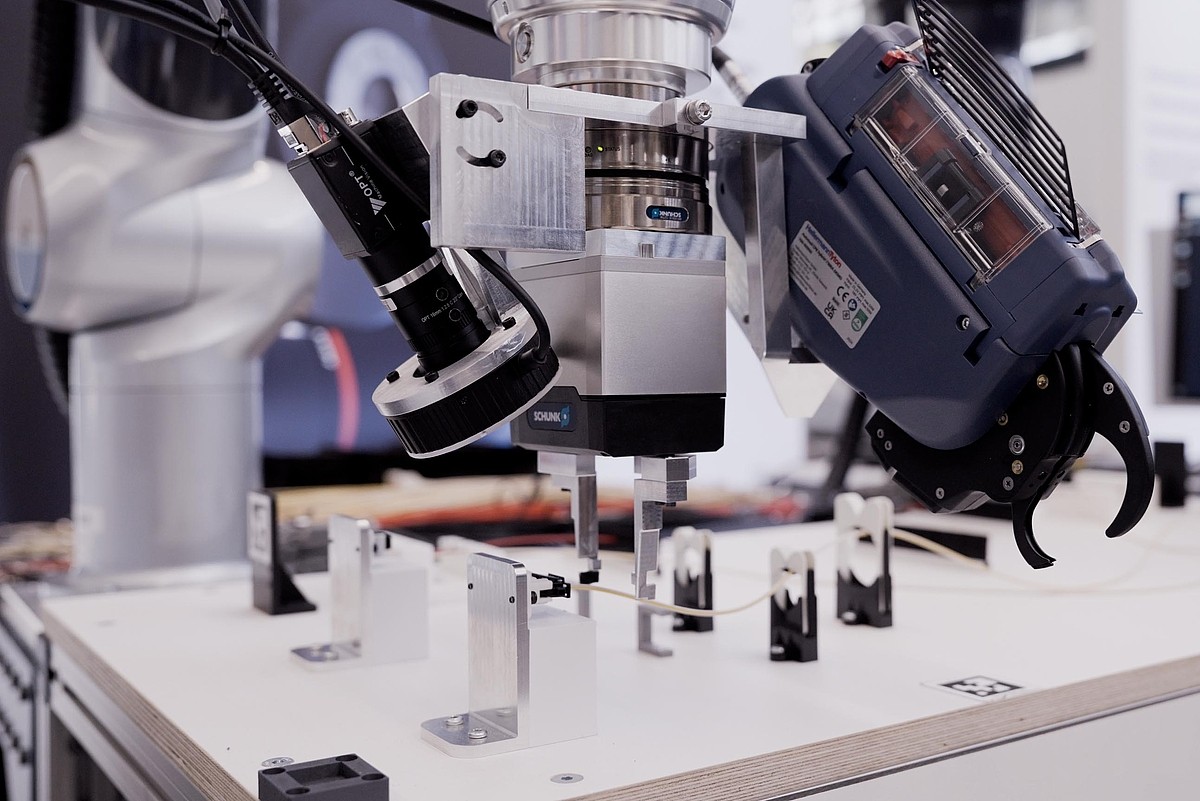 Robotik Challenge 2025: The solution behind the award | Agile Robots SE