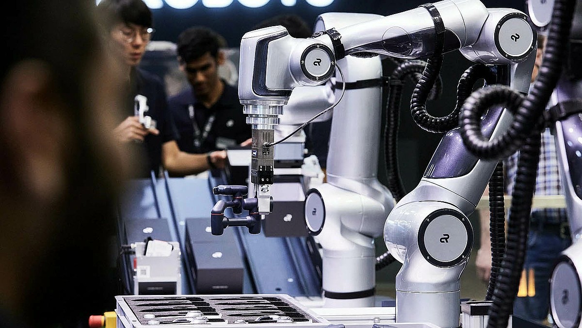 3 Reasons For Robotic Automation Agile Robots Se 